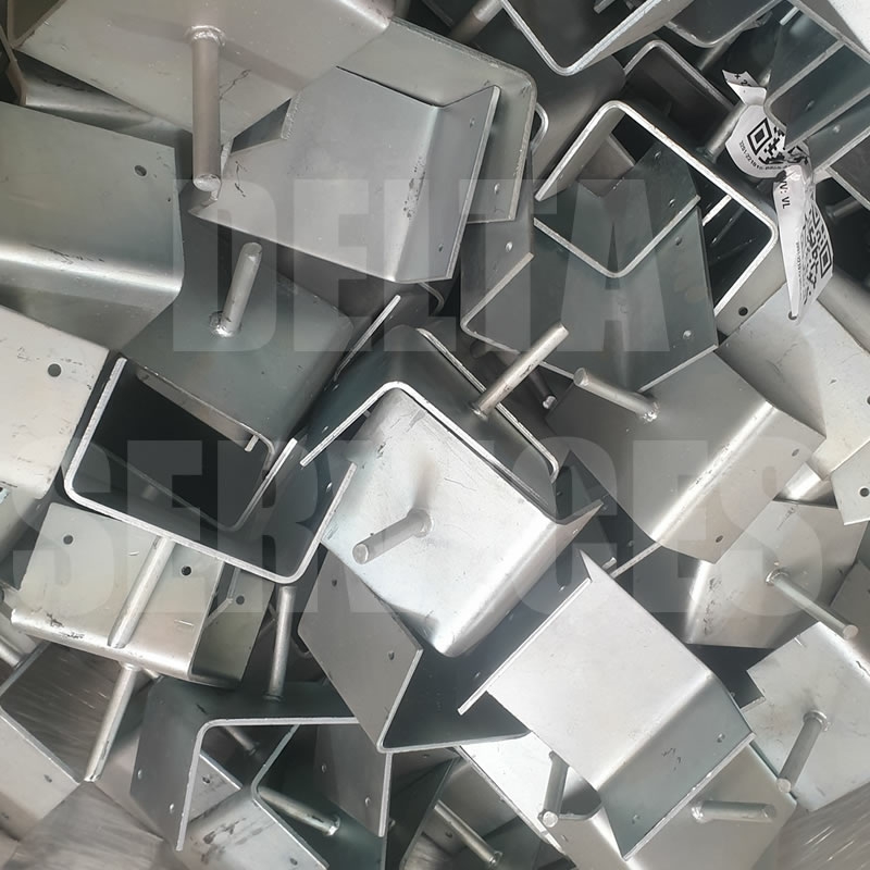 (Pallet of 500) 4" (100mm) Fixed U-Head with Spigot