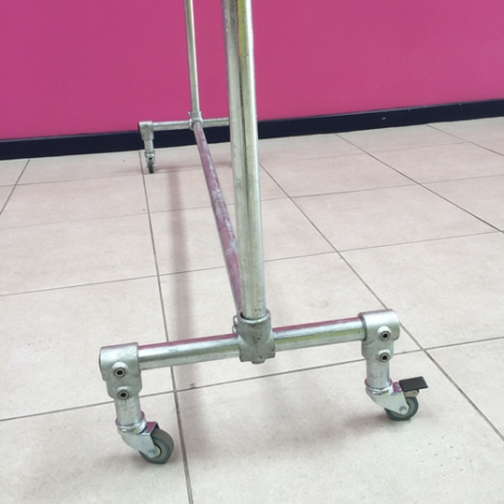 Freestanding Scaffolding Clothes Rail